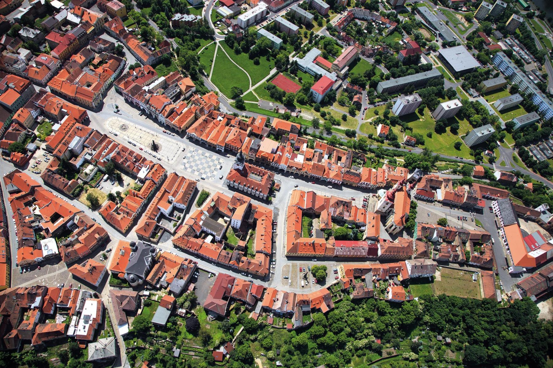 Žatec a krajina žateckého chmele jsou na seznamu UNESCO | iUSTECKO.cz ...